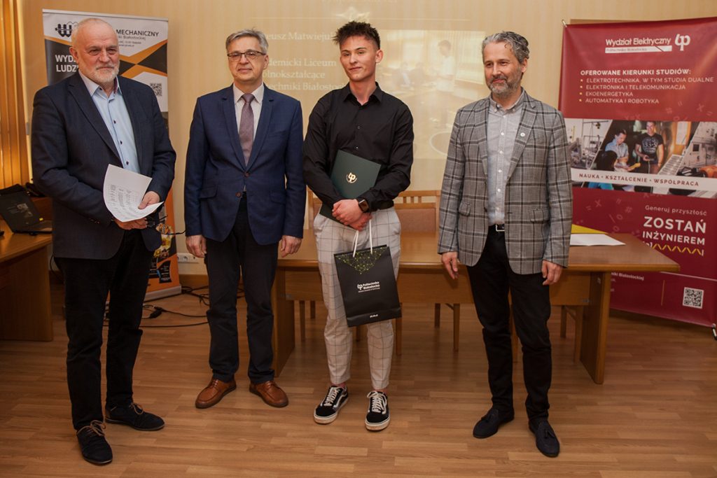 Wręczenie nagród laureatom konkursu EL-ROBO-MECH - Wydział Elektryczny PB